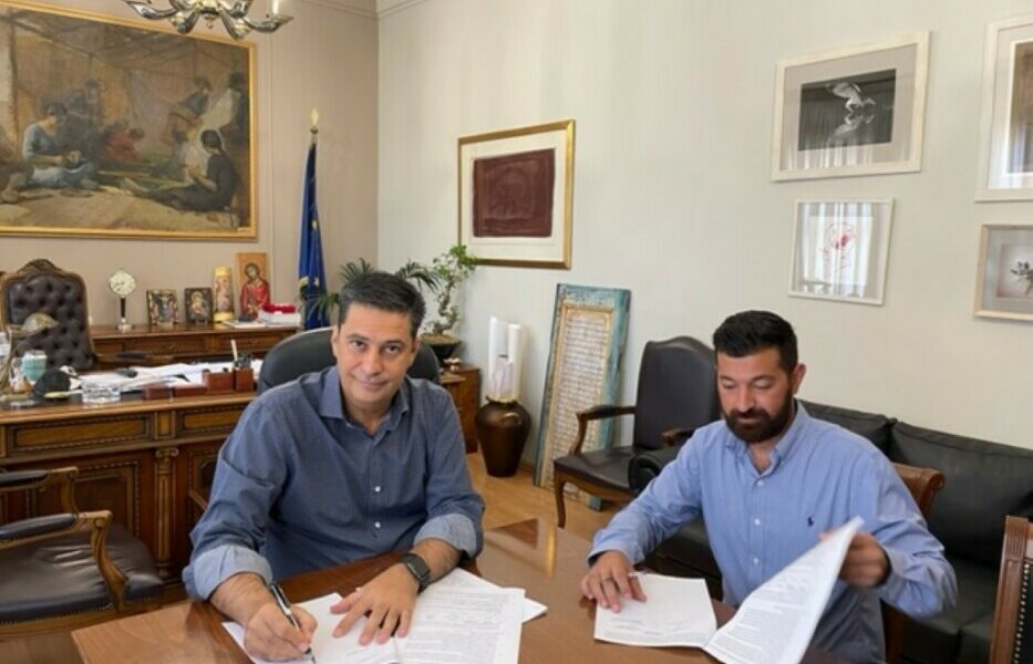 «Έπεσαν» υπογραφές για το γήπεδο της Λεπενούς- 890 χιλ. ευρώ για την ...